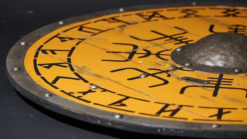 Vegvisir Viking Shield: Handmade Wooden Shield for Wall Decor ...