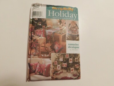 Simplicity Holiday sewing pattern 8402 Ornaments, Treeskirts, Tree ...