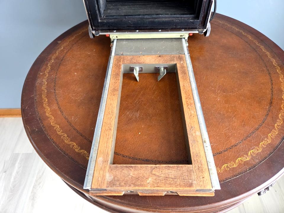 Burke & James 8x10" Rembrandt Portrait Studio Camera Model I VERY CLEAN ...