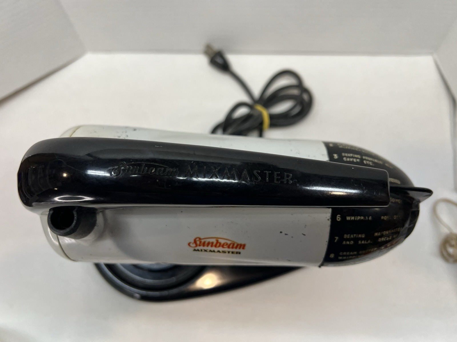 VTG Sunbeam Mixmaster Model 10A Stand Mixer w/3 Bowls 10 speed w ...