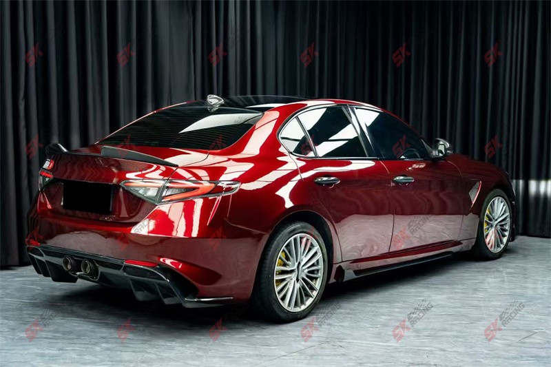 Front Rear Bumper Side Fender Body Kits For 17-25 Alfa Romeo Giulia ...