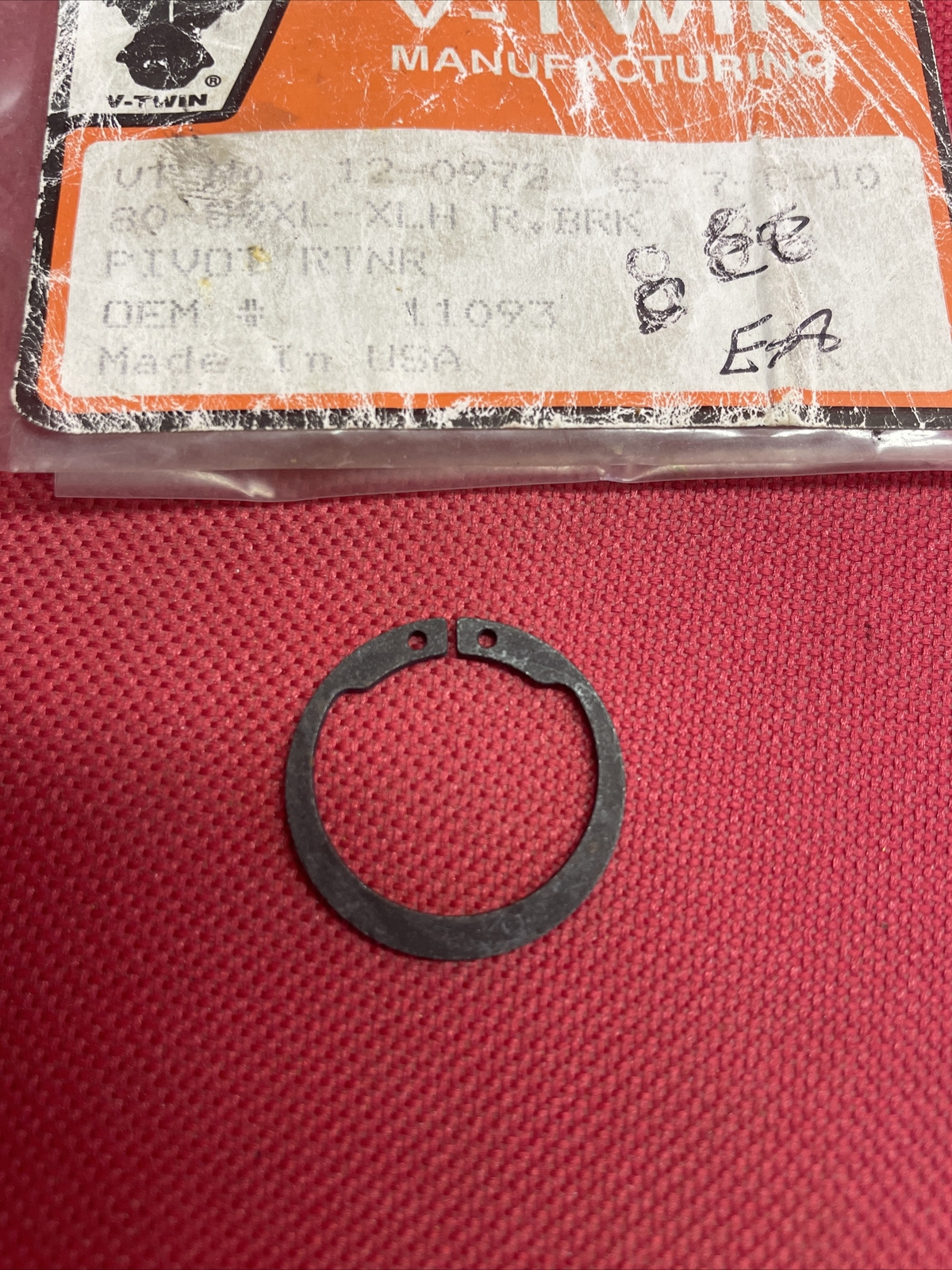 V-Twin 12-0972 Harley Davidson 11093 Right Brake Pivot Retainer XL 'A ...