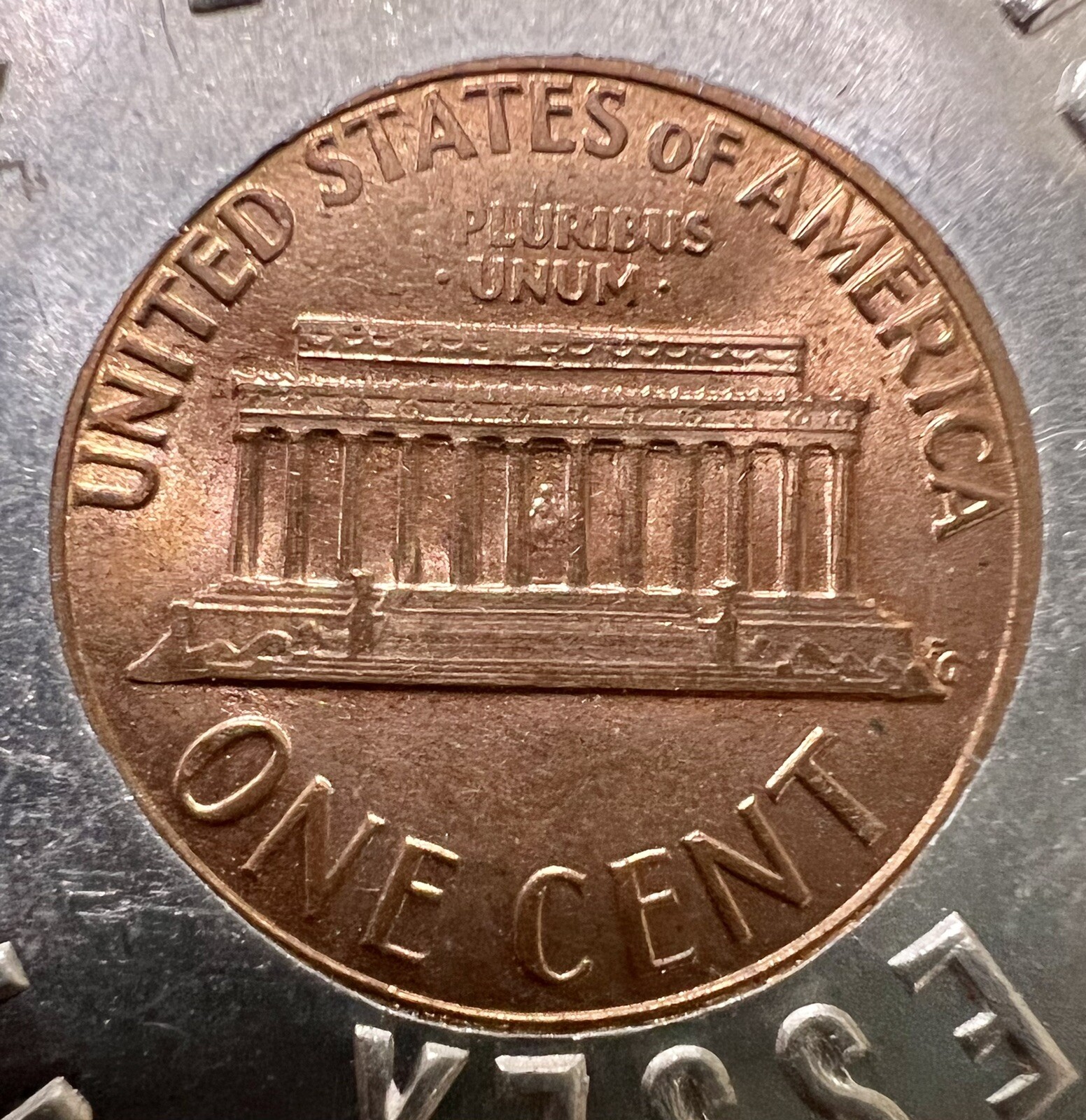 HORSESHOE Encased LUCKY PENNY Keychain 1974 VOTE DEMOCRATIC Essex ...