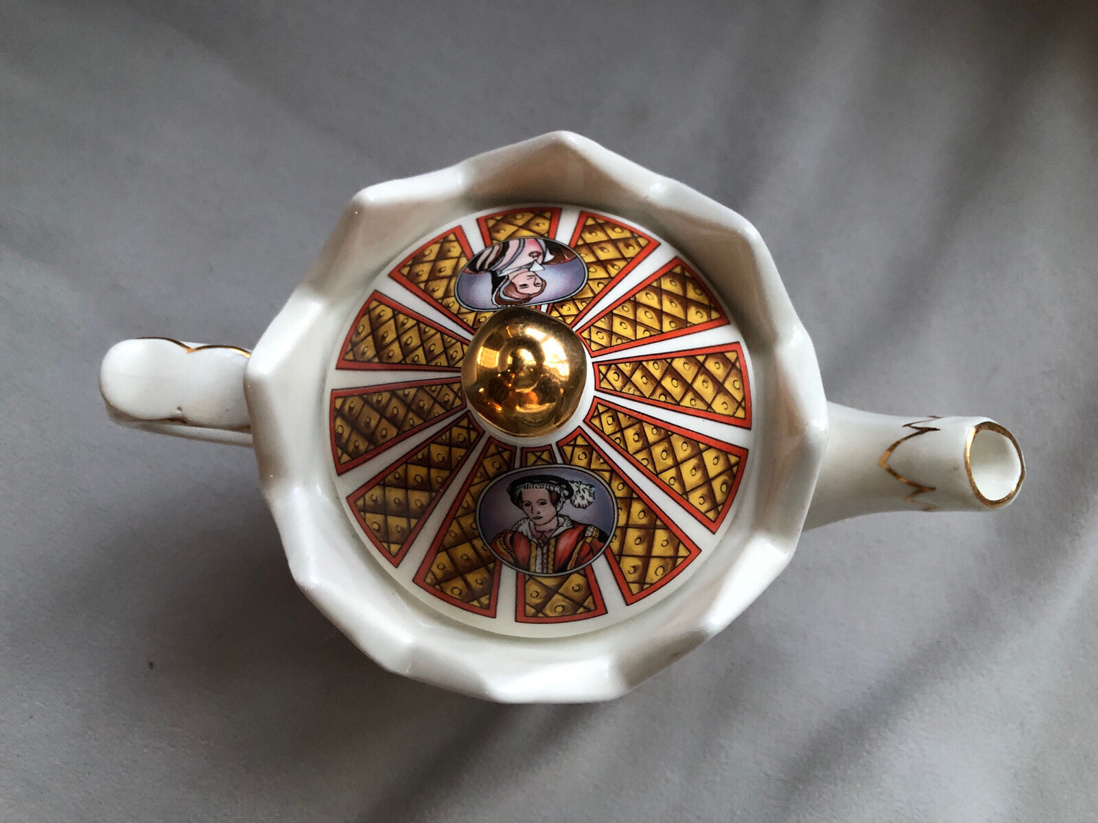 Vintage Sadler England Teapot 4440 King Henry VIII and His 6 Wives ...