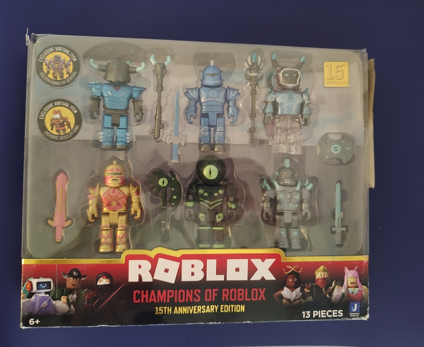 Roblox Action Collection - Champions of Roblox 15th Anniversary Gold ...