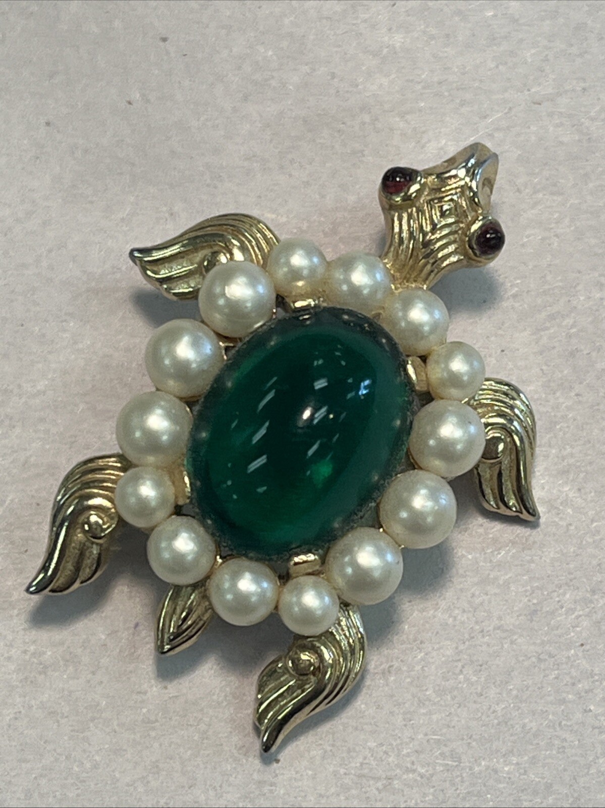Trifari ALFRED PHILIPPE Emerald Cabochon Gem MOGHUL J… - Gem