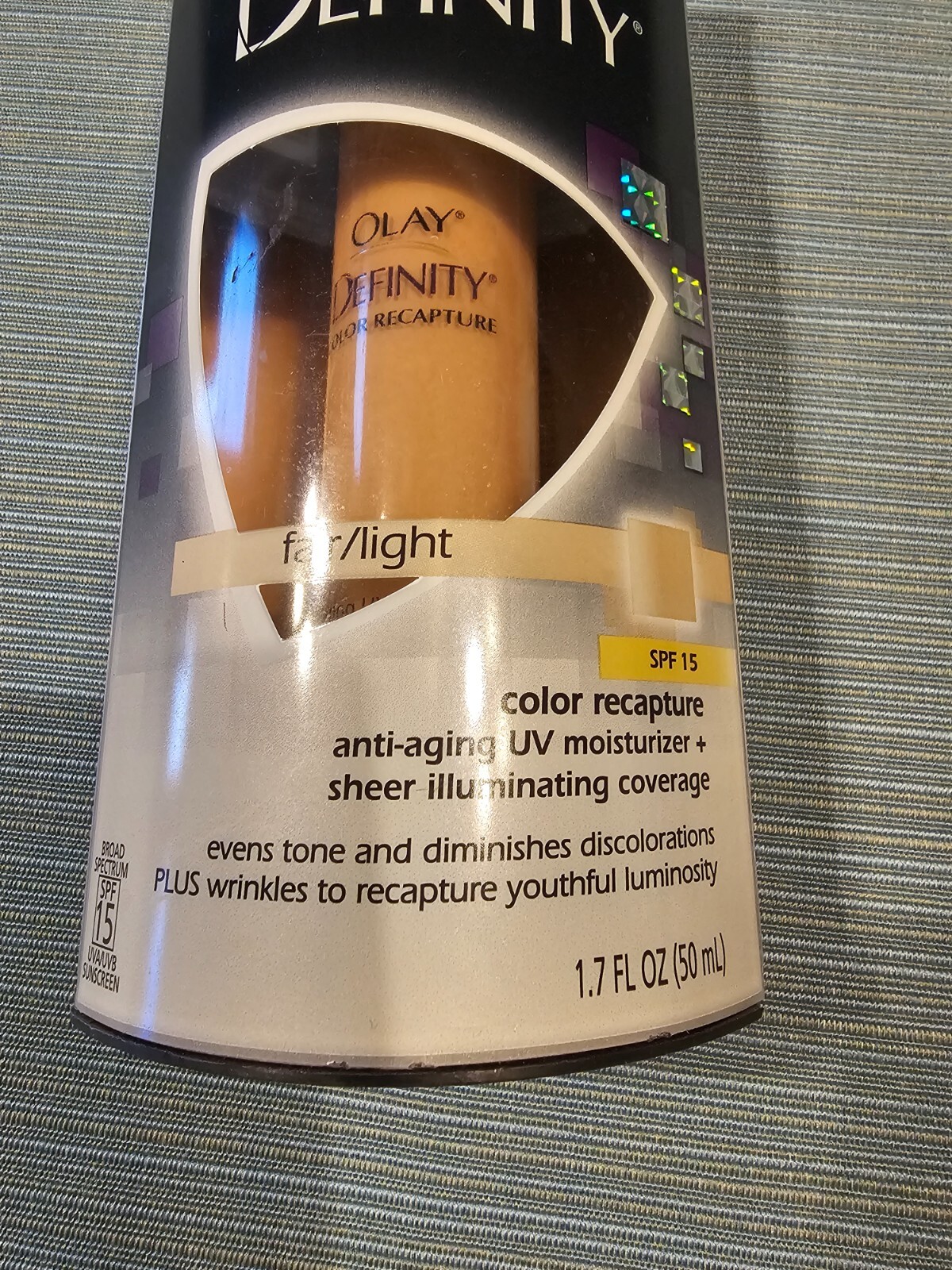 OLAY DEFINITY Color Recapture Lotion Fair/Light SPF 15 1.7 OZ ...