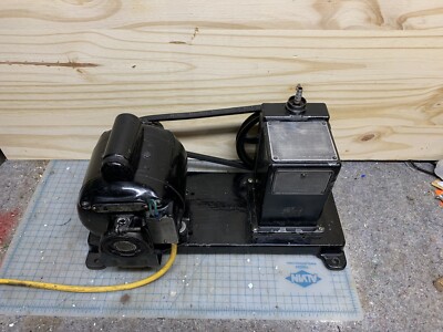 Vacuum - Cenco Hyvac