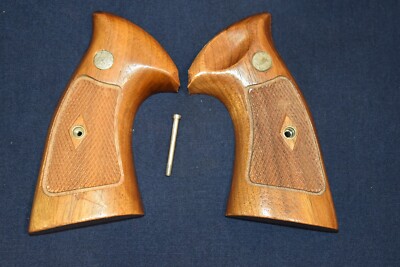 SMITH & WESSON K FRAME DIAMOND TARGET GRIPS | eBay