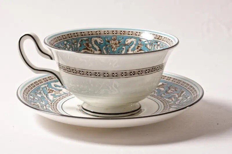 120 Pc. Authentic Wedgewood Florentine Turquoise Bone China. Made In ...