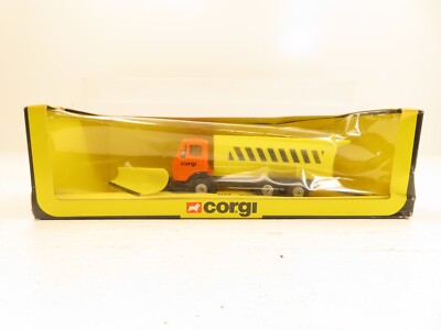 Corgi 1114 Mercedes Benz Snow Plow LN | eBay