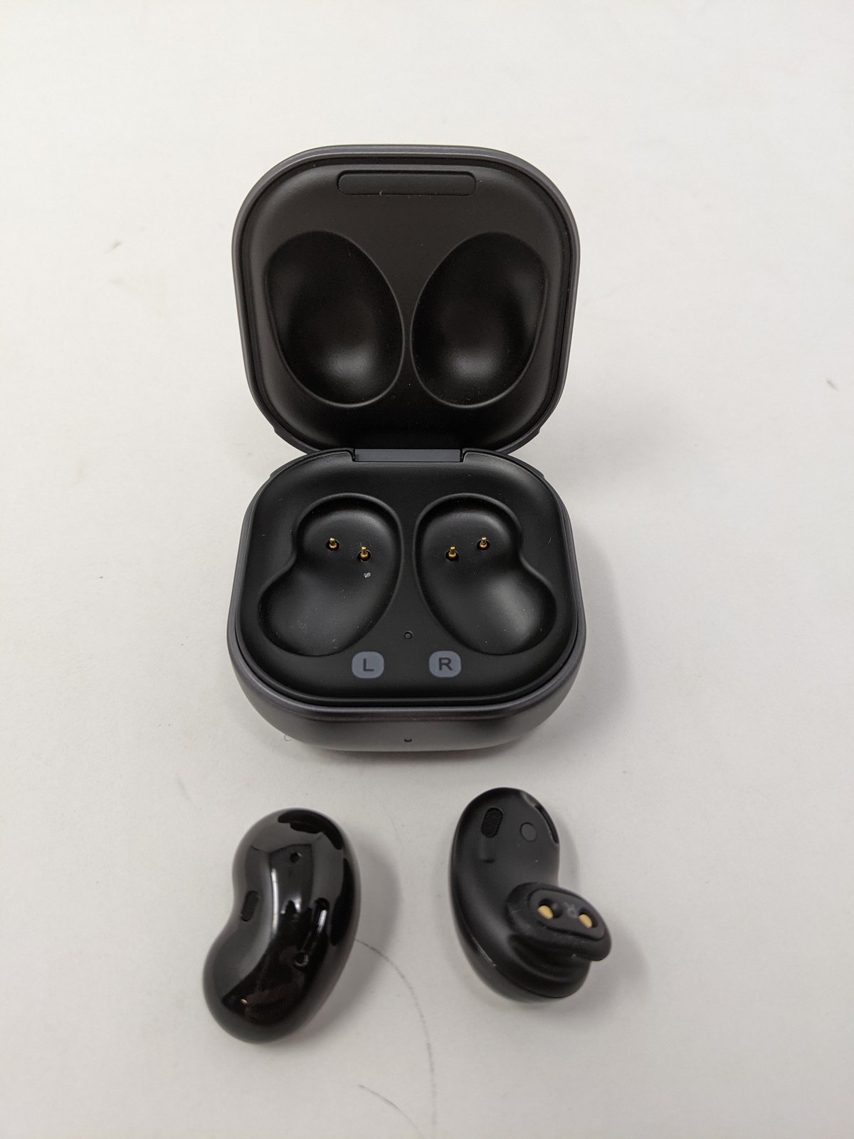 SAMSUNG Galaxy Buds Live, True Wireless Earbuds with Active Noise (E22 ...