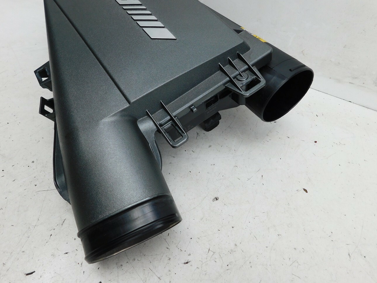 Mercedes Benz SL63 AMG R231 2016 M157 Air Intake Filter Box LHS ...