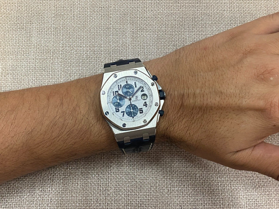 Audemars Piguet Royal Oak Offshore Chrono Navy Blue Panda 42mm Watch ...