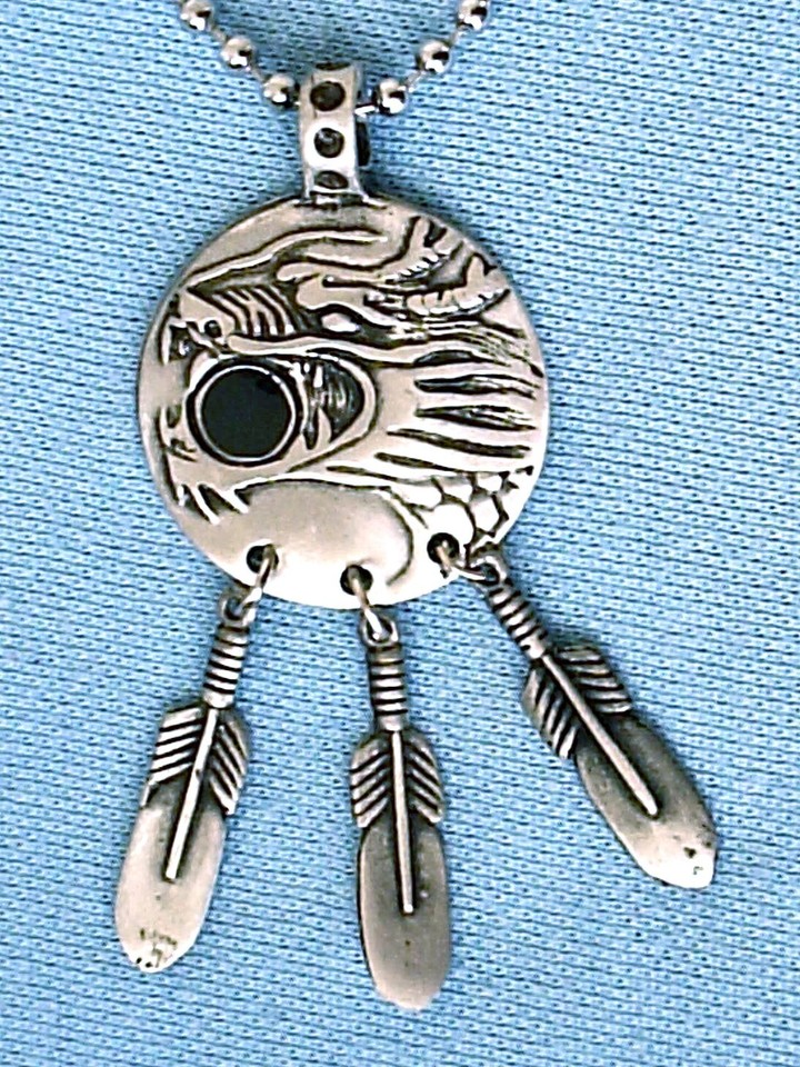 LPC0022 = Native American Indian pewter pendant 32mm on silver col ball ...