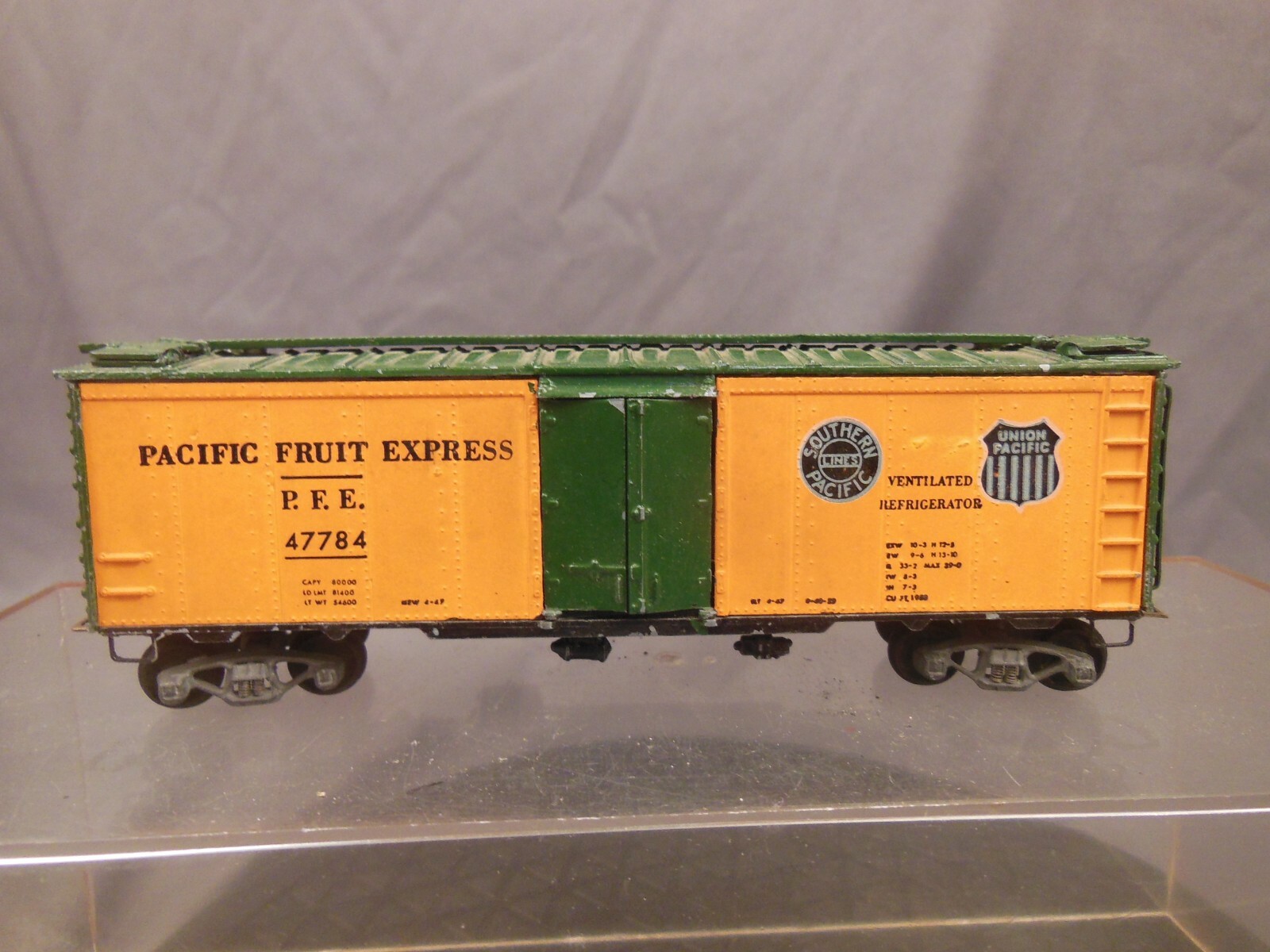 VINTAGE HO SCALE PACIFIC FRUIT EXPRESS 47784 REEFER METAL CRAFTSMAN ...