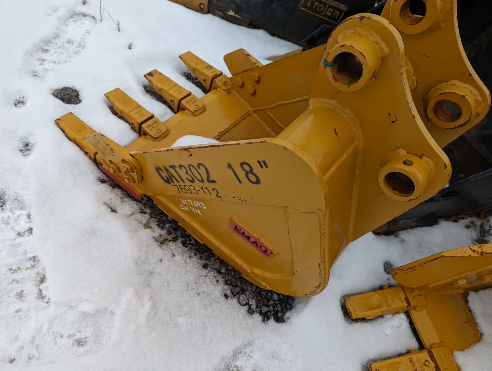 HEAVY DUTY Cat 302 18" digging BUCKET 35mm Bobcat 331 325 328 E32 | eBay