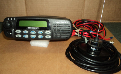 Motorola CDM1550 LS + AAM25SHF9DP5AN Mobile UHF Radio magnetic mount ...