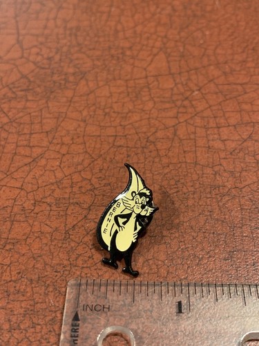 Bernie The Skunk Vintage Cartoon Lapel Pin FREE SHIPPING | eBay