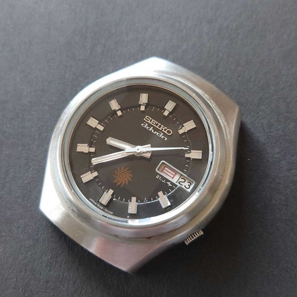 SEIKO Advan 7039-702 Vintage Rare Automatic Cut Glass Black Dial ...