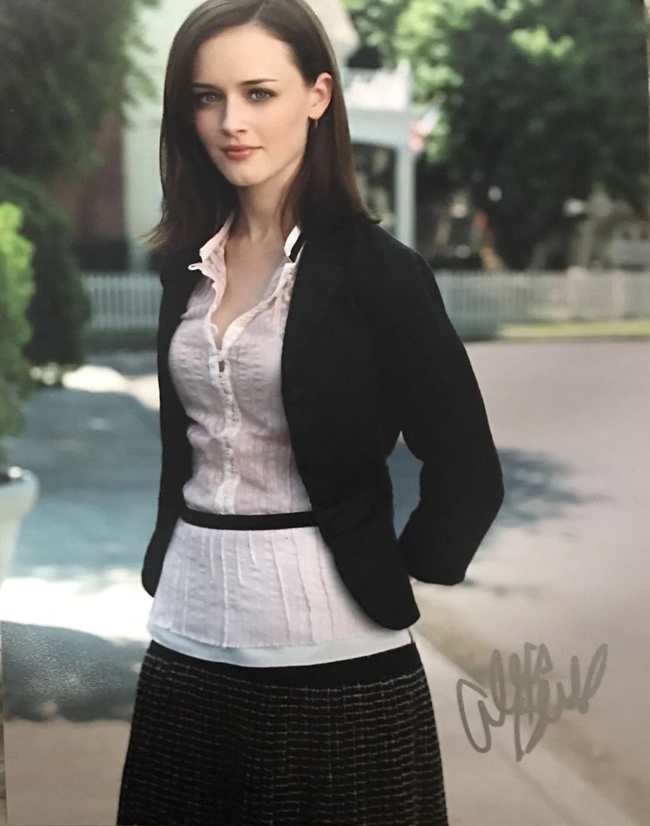 Alexis Bledel Street Style