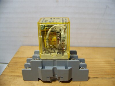 Relays - Idec Rh2b-Ul