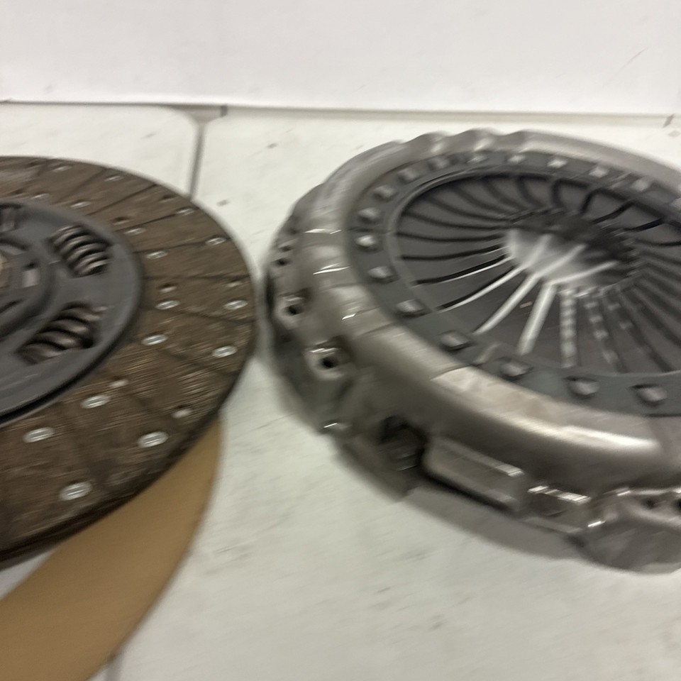 OEM Volvo I-Shift Clutch Mack mDr Clutch Set 24157502 With Fly Wheel ...