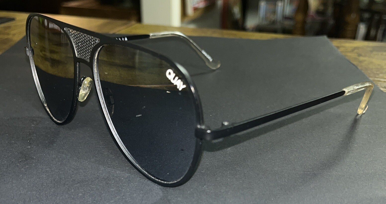 QUAY X KYLIE JENNER ICONIC AVIATOR SUNGLASSES BLACK F… - Gem