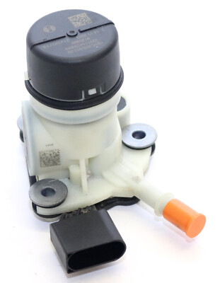 VW Tiguan II 5N 2.0TDI 4Motion Facelift 5Q0198975 Reduktionsmittel ...