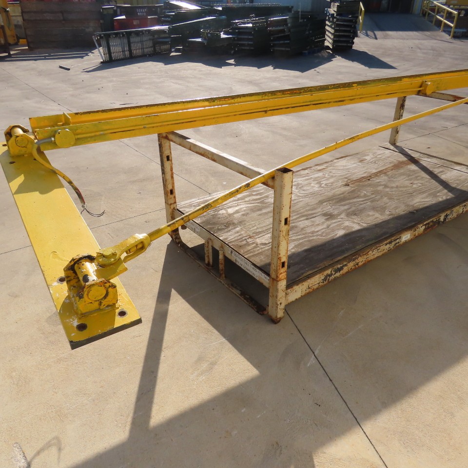 2000Lb (1 Ton) Cap. Wall-Mount Overbraced Tie-Rod Jib Crane 230" Swing ...