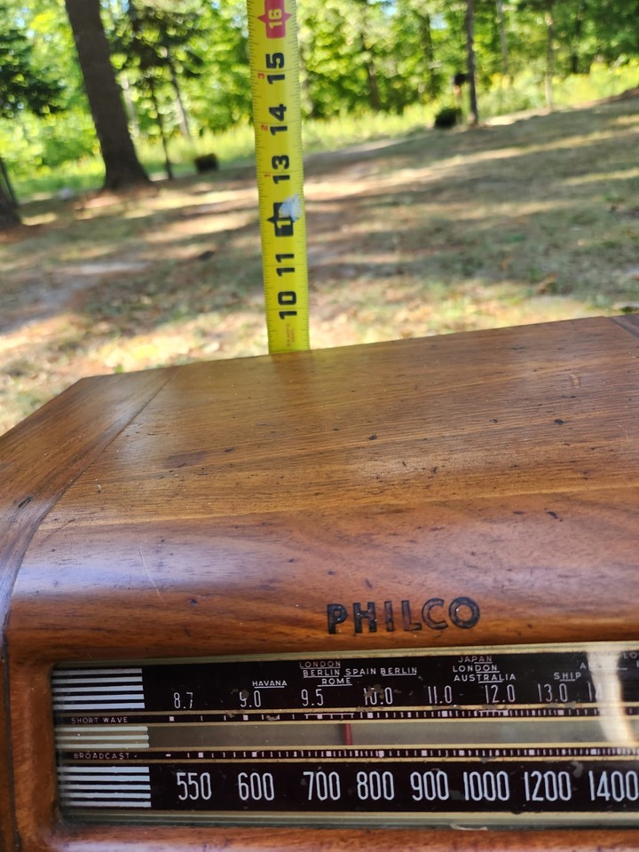 "Philco" Multi-Band Radio ~ Wooden Cabinet ~ Model 42-340 ~ 1942 ...