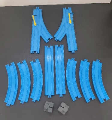 THOMAS TRACKMASTER Blue Assorted TOMY Train/switch Tracks from 2001 | eBay