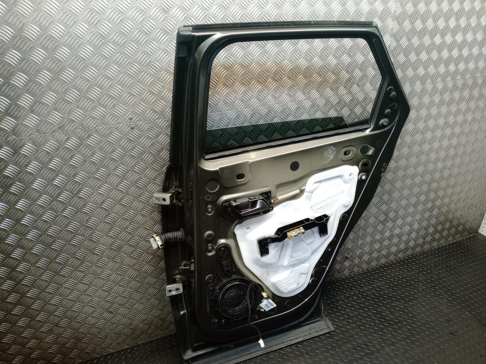 Peugeot 3008 P84 SUV Rear Right Door 9812317080 2018 for sale online | eBay