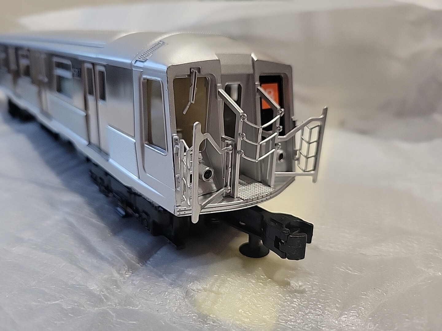MTH MTA NYC Subway R40 B Train 1 Add-on car only O scale / O gauge Bmt ...