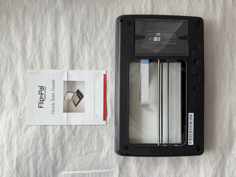 FLIP PAL Mobile Cordless Scanner MODEL 100C Portable Flatbed Scanner ...