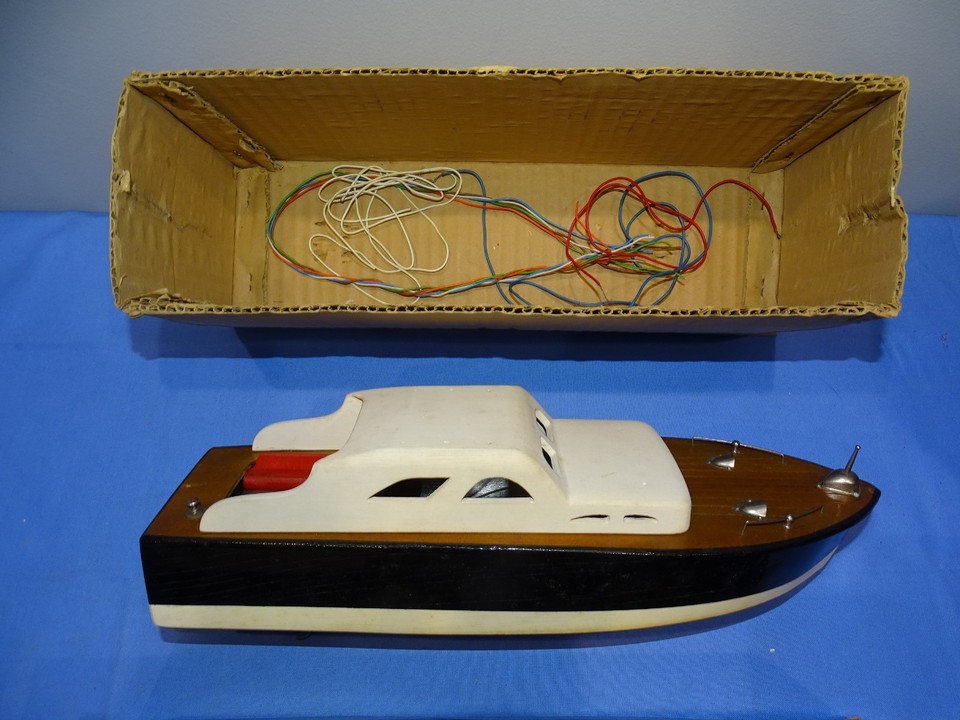 1950's Japanese LANG CRAFT Wooden Power Driven Boat Model, In the Box ...