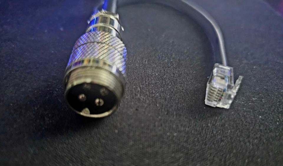 (Yaesu) 4 pin mic universal adapter for any that is modular 6 pin Yaesu ...