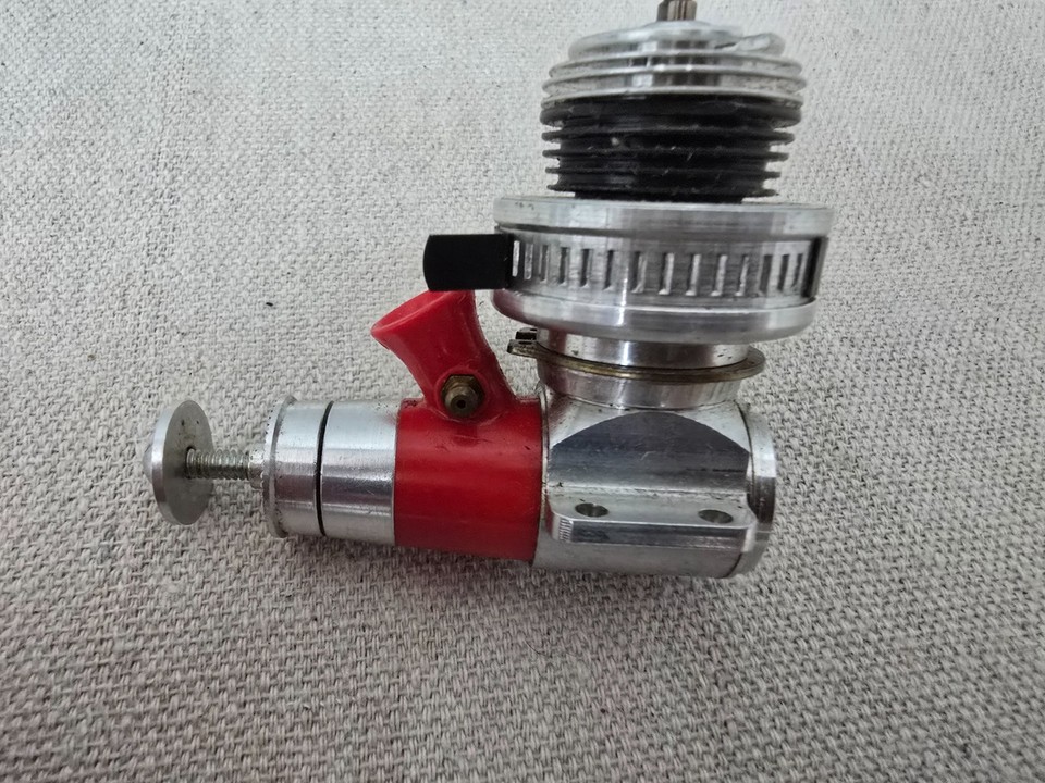 Cox Thimble Drone Medallion .09 Nitro Model Airplane/Car Engine w/RC ...