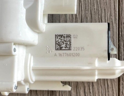 2020 2021 Mercedes GLE350 GLE450 RIGHT SOFT CLOSE MOTOR, 1677601200 ...