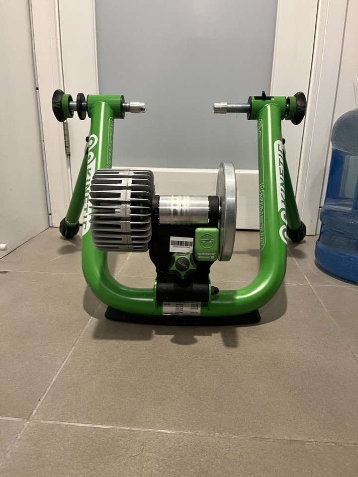 Kurt Kinetic Road Machine Fluid Resistance Cycling Bike Trainer Green T ...