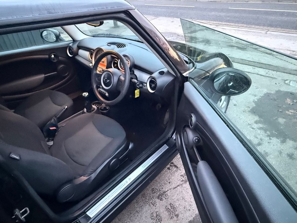 2009 MINI Hatch 1.4 One 3dr HATCHBACK PETROL Manual | eBay UK