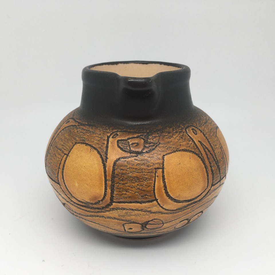 RARE Vintage Eduardo Vega Ecuador Signed Orange Black Birds Pitcher ...