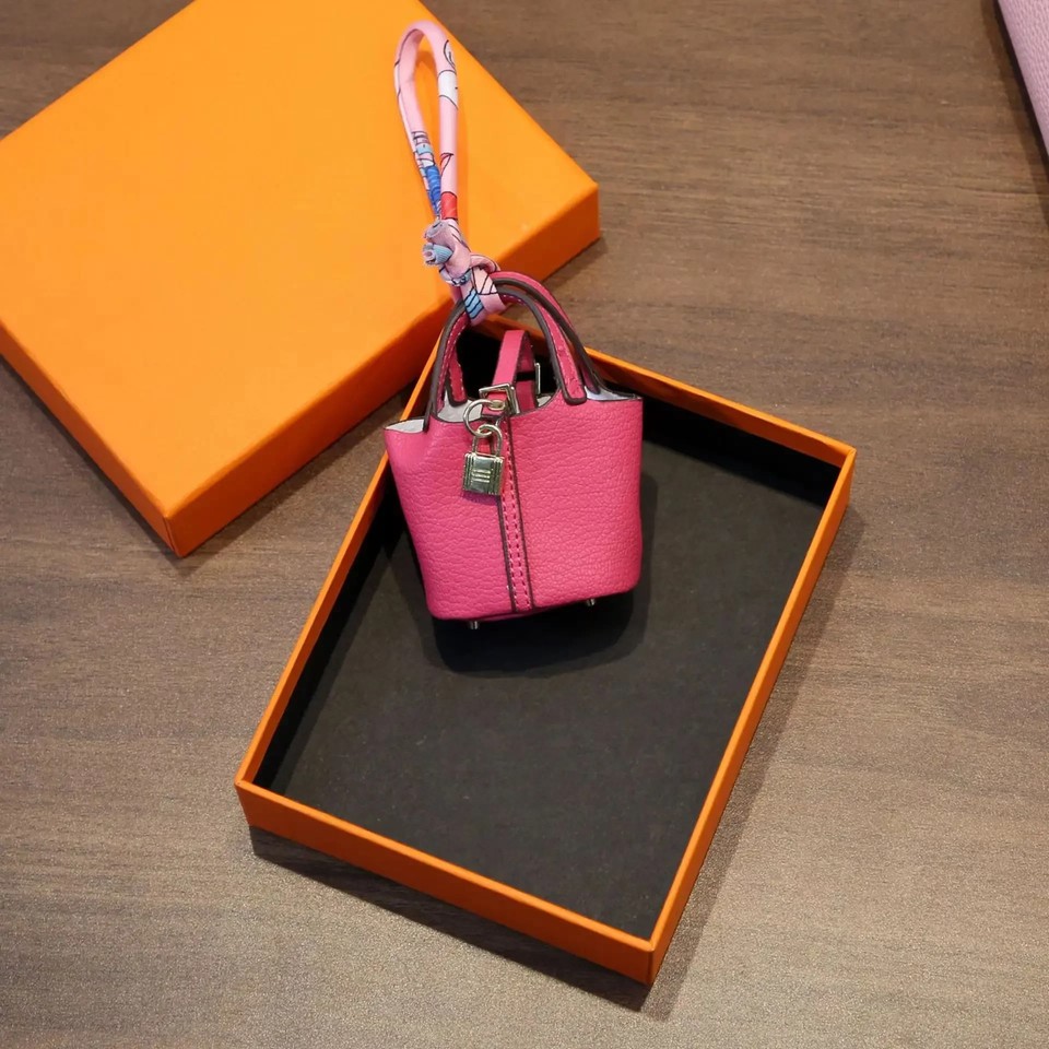 Mini Leather Handbag Keychain Coin Purse Car Bag Charm for AirPodDs ...