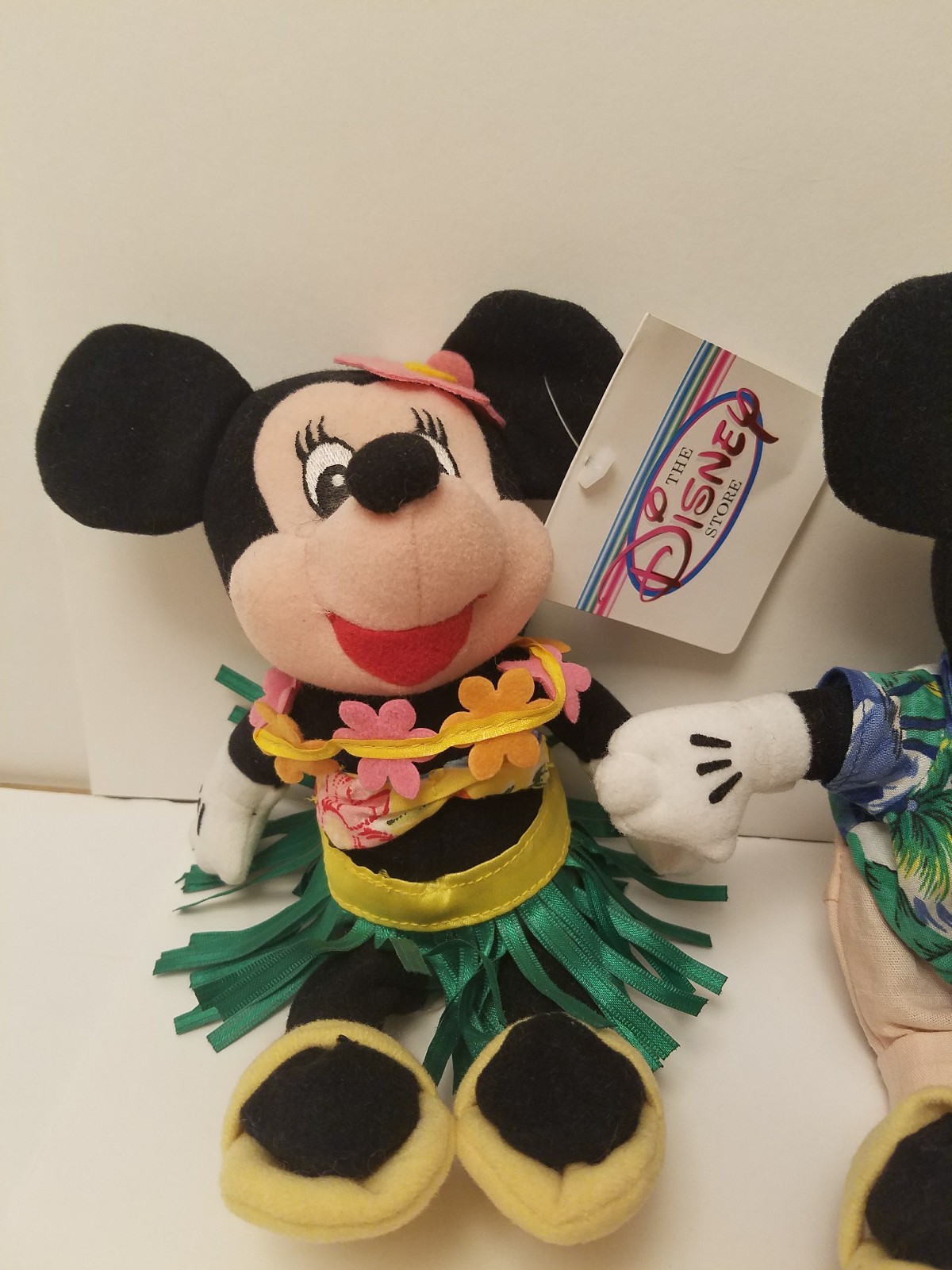 Disney TOURIST MICKEY & HULA MINNIE 9" Mini Bean Bag Plush Set | eBay