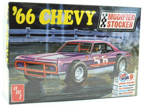 AMT 1966 Chevy Impala Modified Stocker 1:25 Scale Plastic Model Car Kit ...
