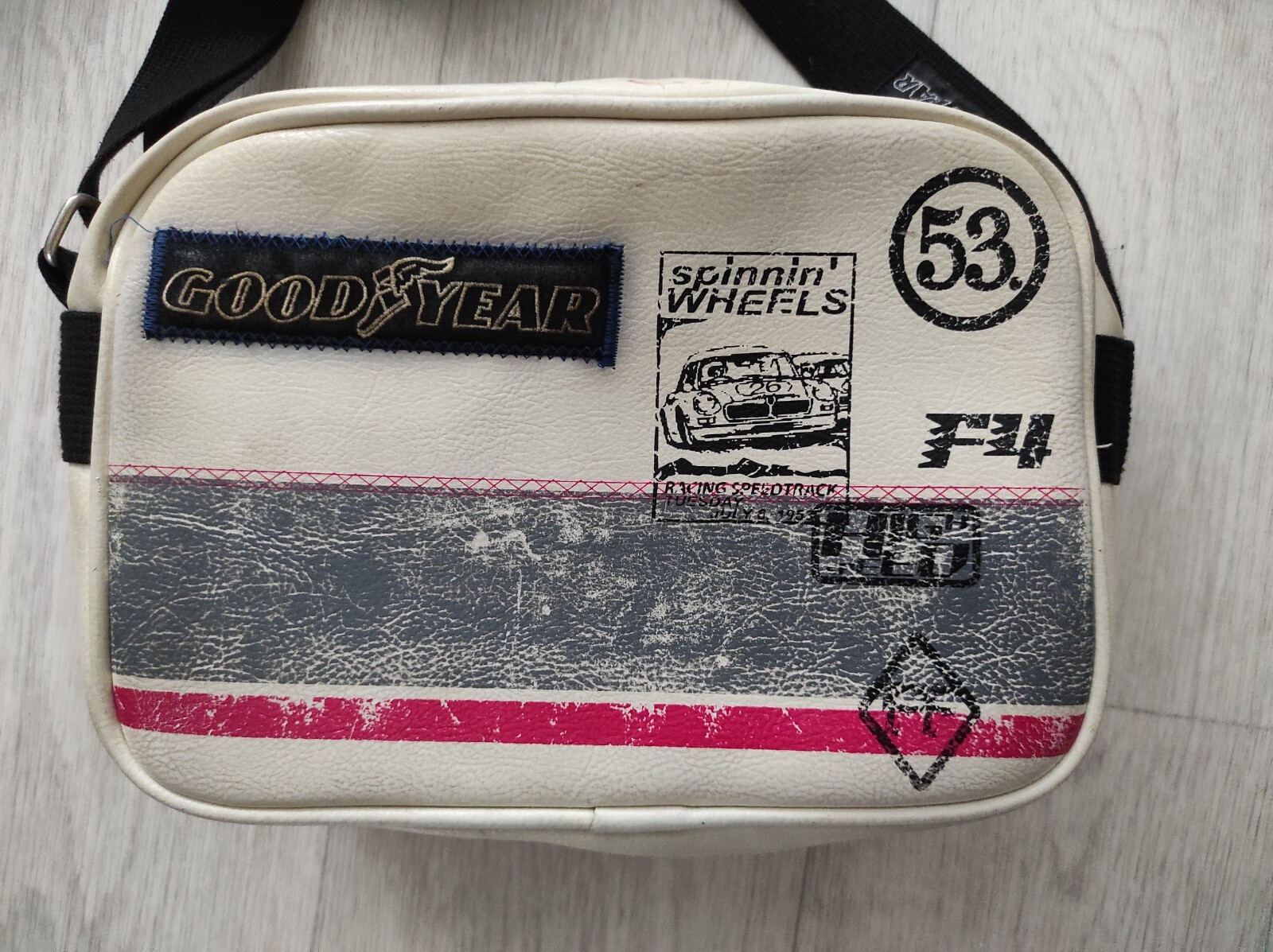 Vintage sports bag GoodYear. Very beautiful bag Goodyear | eBay