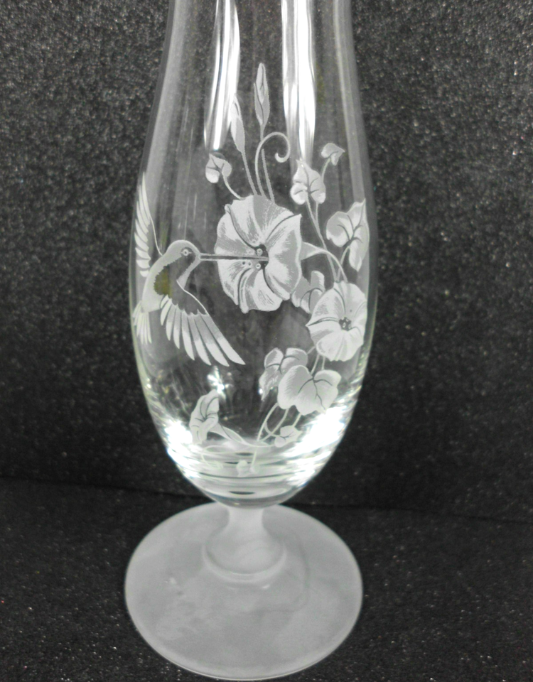 Vintage 1999 Avon 24% Lead Crystal Hummingbird Bud Flower Vase 9.25 In ...