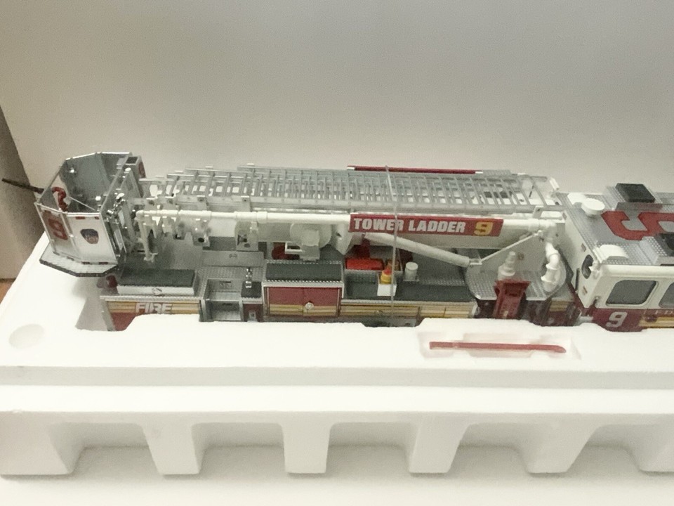 1/24 FDNY Fire Truck Tower Ladder 9 Grani 03229, Rare, Metal Model | eBay