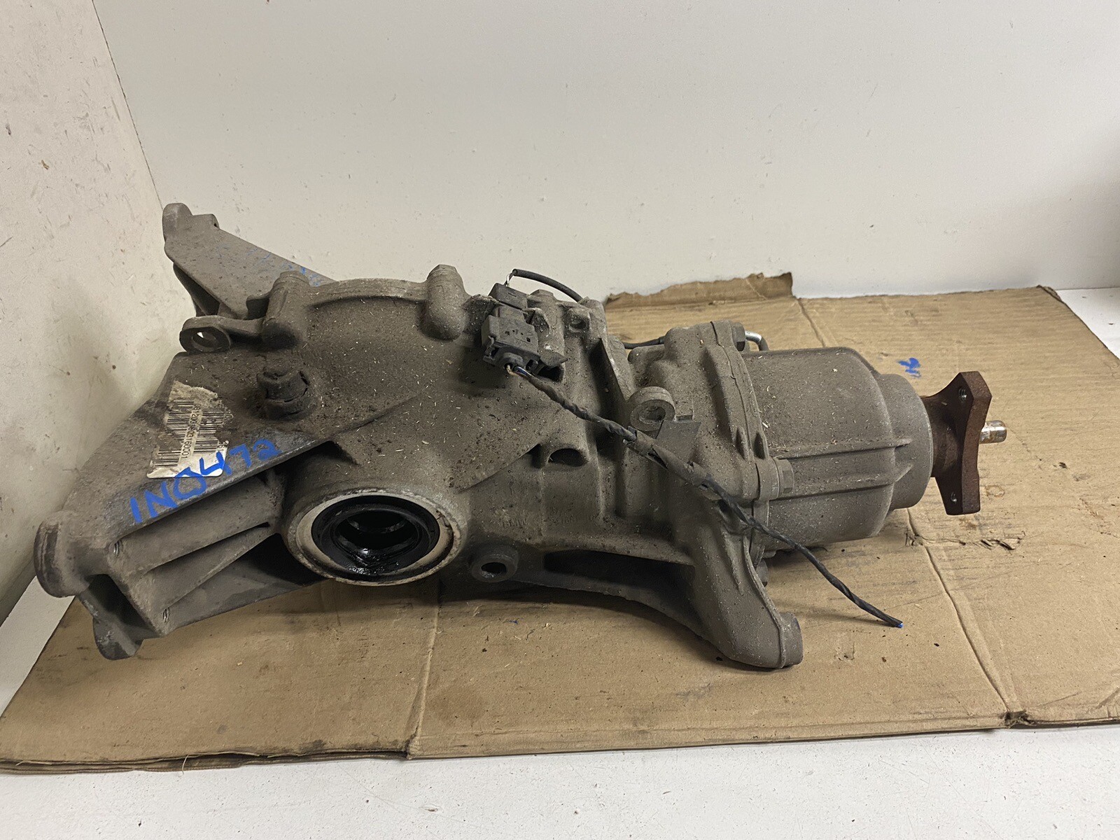 2011-2016 Mini Countryman Rear Differential Diff Carrier Pumpkin 3rd ...