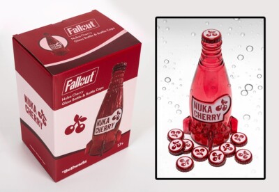 Fallout 4 Nuka Cola Cherry Glass Rocket Bottle + 10 Bottle Caps Replica ...